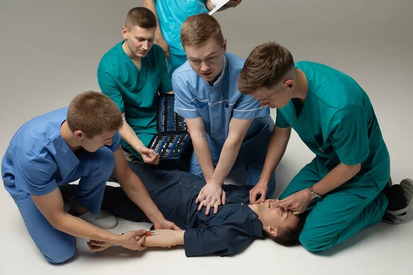 First aid process Stock Photos, Royalty Free First aid process Images ...