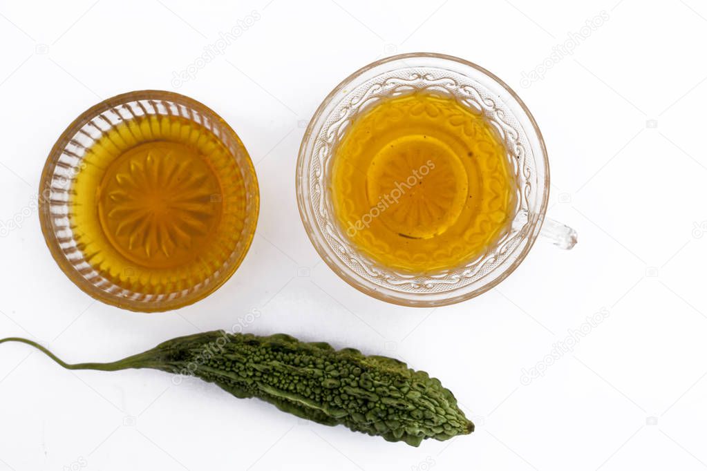 Té de hierbas desintoxicante popular aislado en blanco, es decir Melón ...