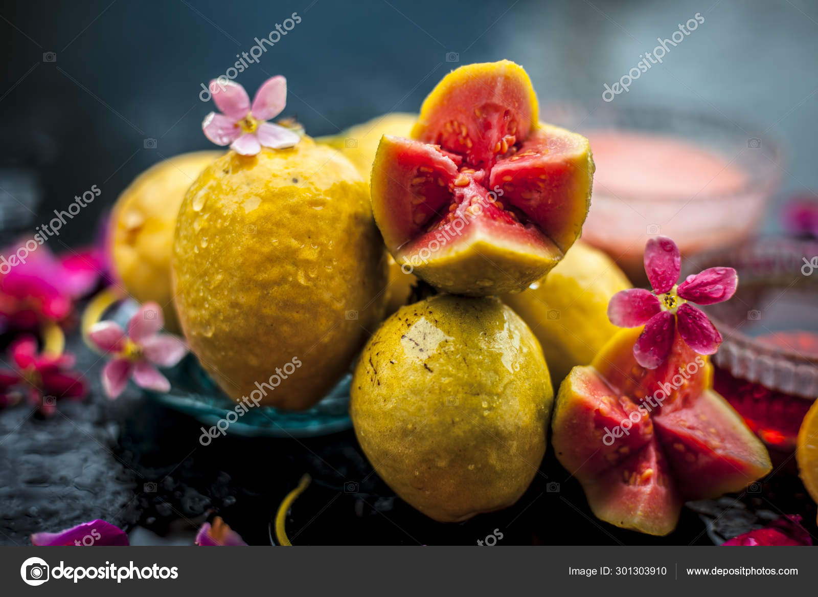 Easiest Method Cure Acne Scars Guava Face Mask Consisting Guava — Stock ...