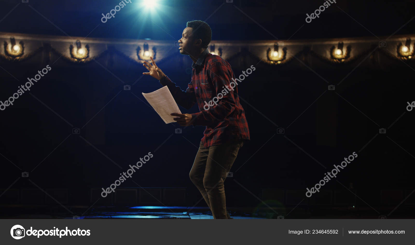 Actor performing a monologue in a theater — Stock Photo ...