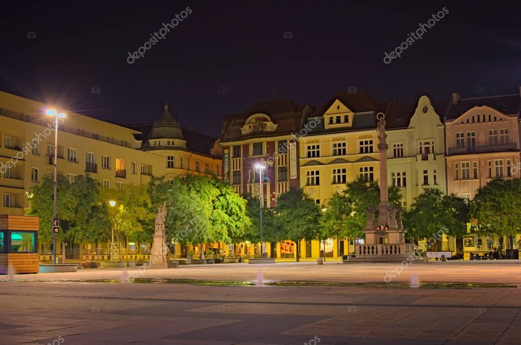 Ostrava, República Checa - 19 de agosto de 2018: Estatua de Santo ...