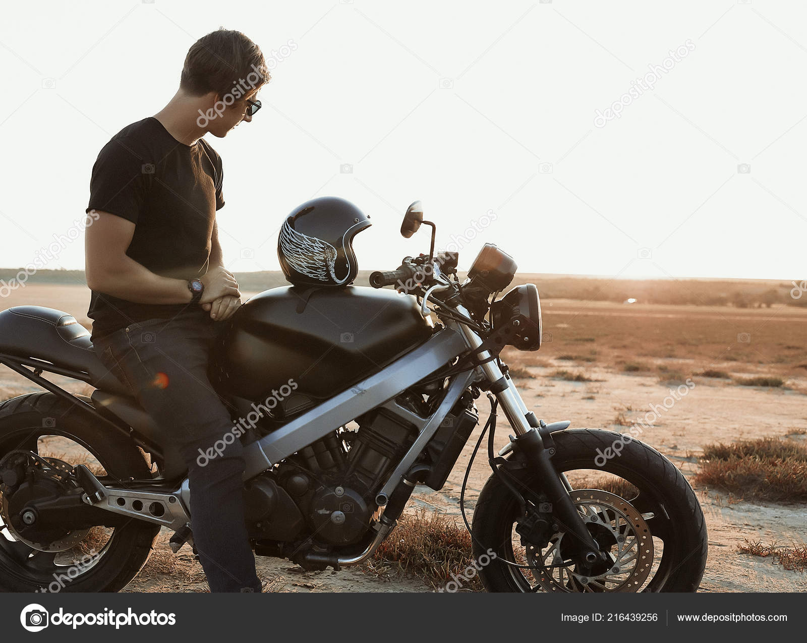 Male Model Motorcycle Riding Desert Helmet Thw Wings Accessories Sun ...