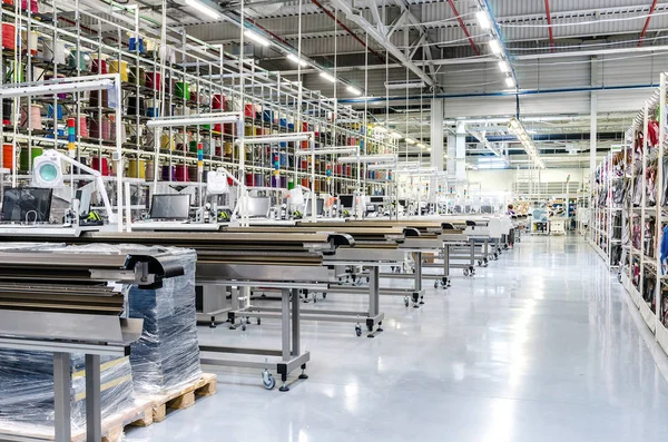 Machines de production images libres de droit, photos de Machines de ...