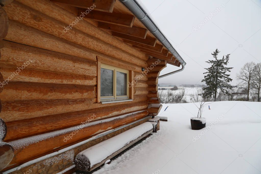 La sauna es saludable. Sauna finlandesa con vapor seco caliente 2024
