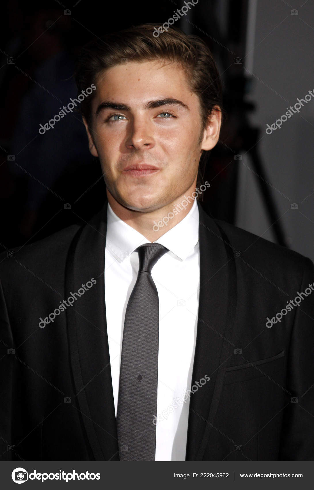 Actor Zac Efron Los Angeles Premiere 'High School Musical Senior ...