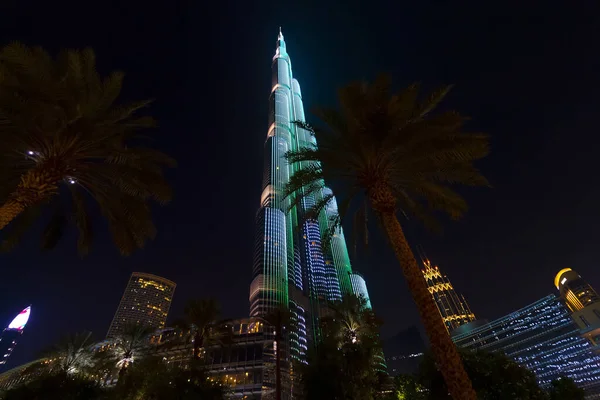 Shake hands dubai Stock Photos, Royalty Free Shake hands dubai Images ...