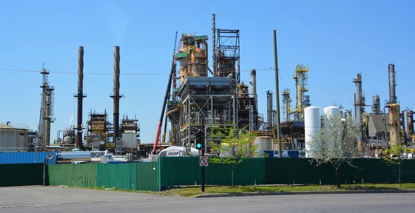 Montreal oil refineries Stock Photos, Royalty Free Montreal oil ...