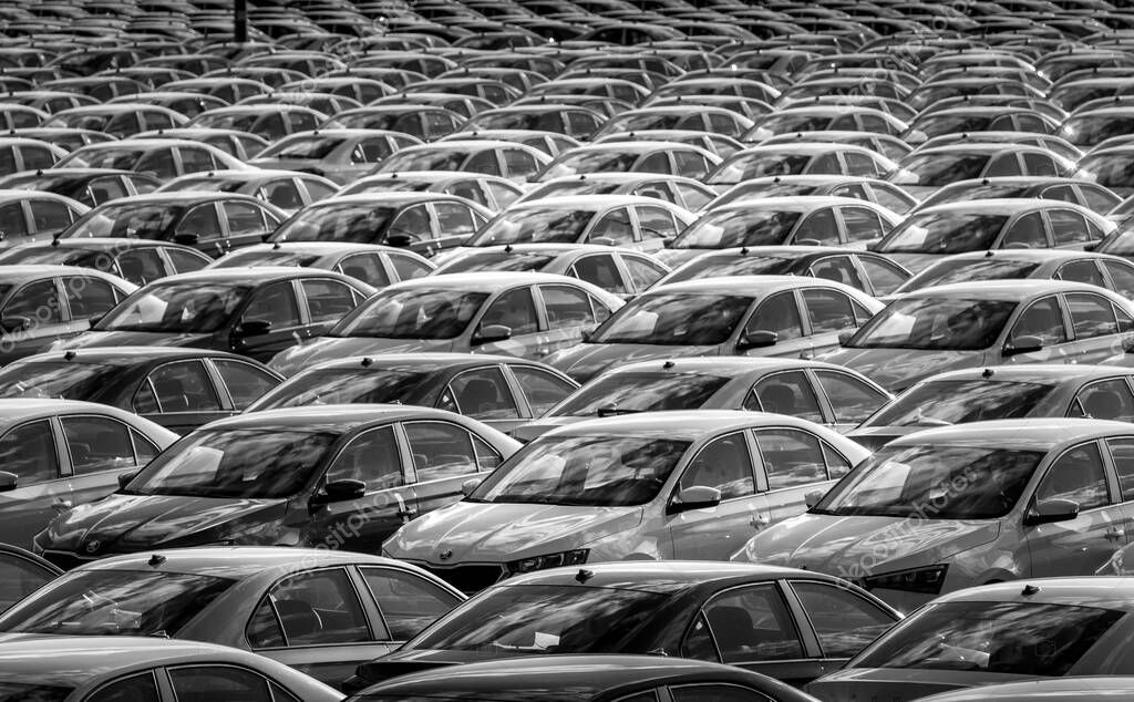 Volkswagen Group Rus, Rusia, Kaluga - 24 DE MAYO DE 2020: Filas de ...