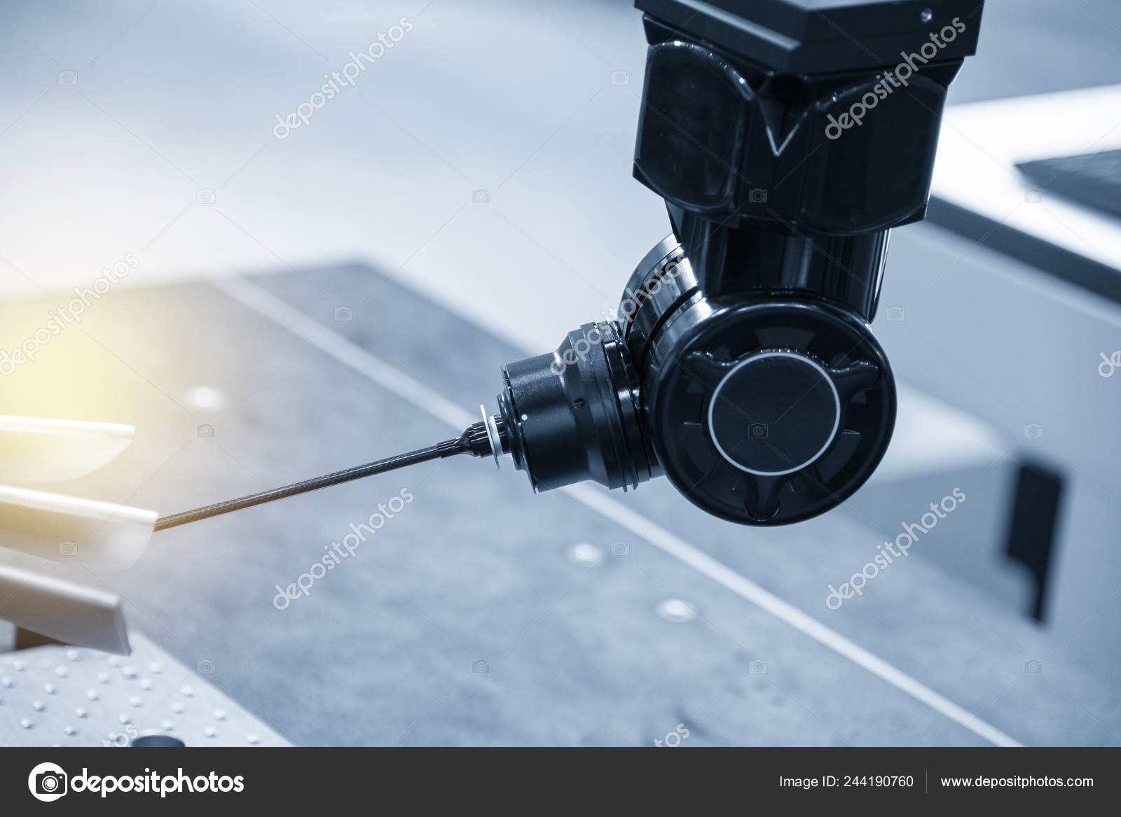 Multi Axis Cmm Machine Measure Aluminum Automotive Part Light Blue ...