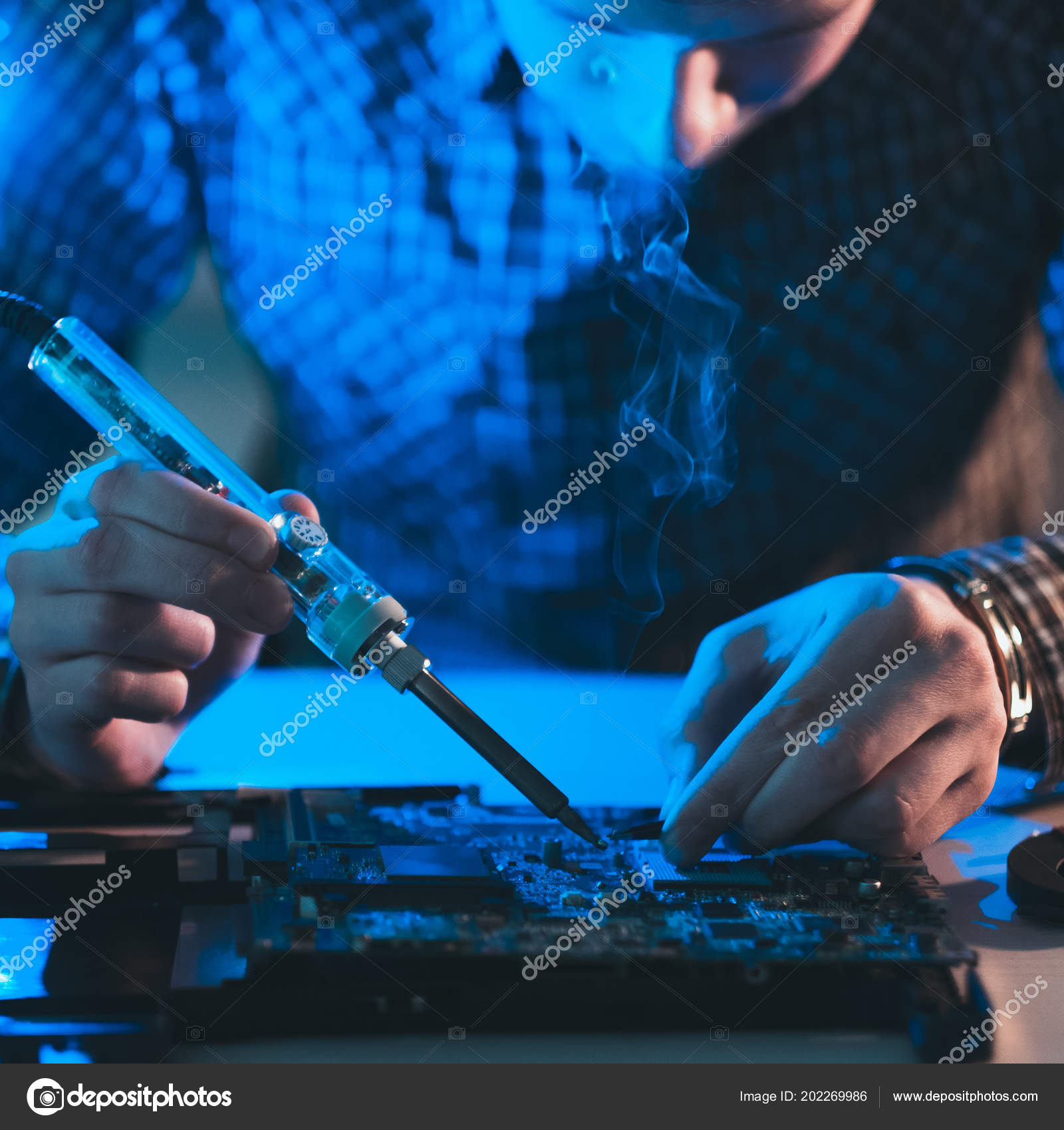 Soldering courses microelectronics engineer repair Stock Photo by ...
