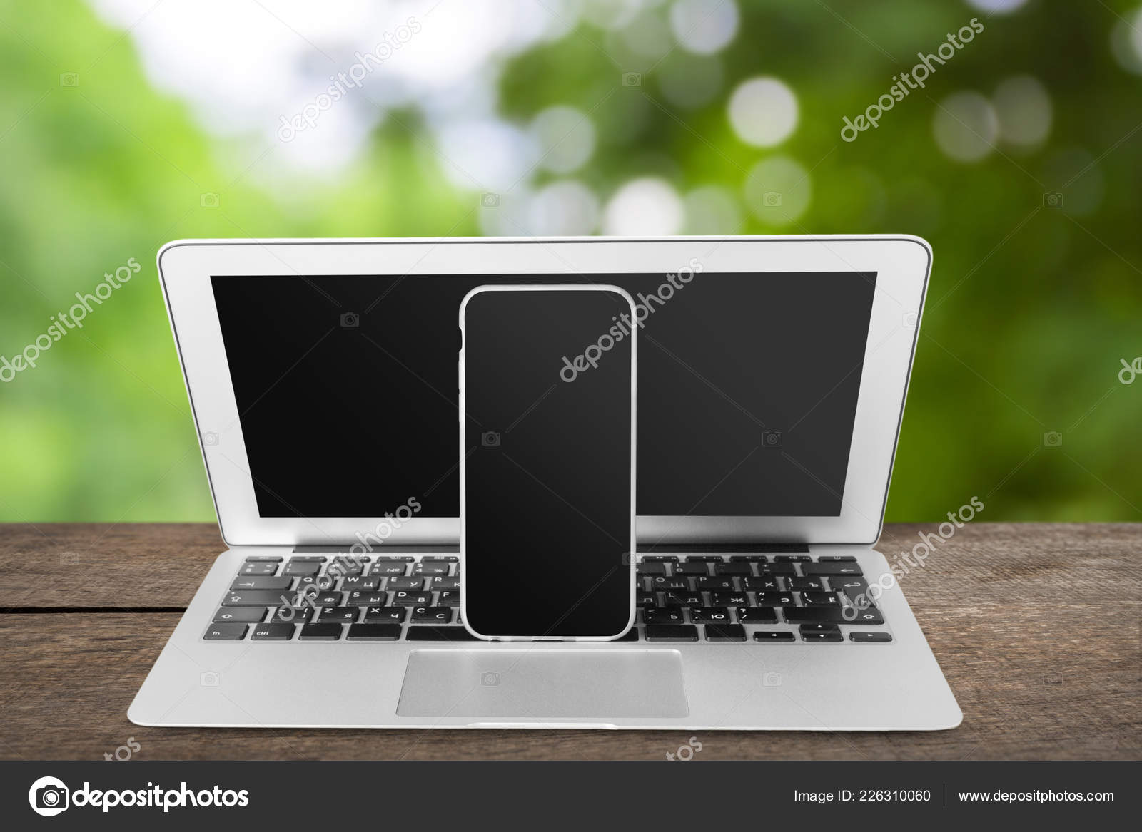 Laptop Smartphone Office Desk Table — Stock Photo © Fotofabrika #226310060