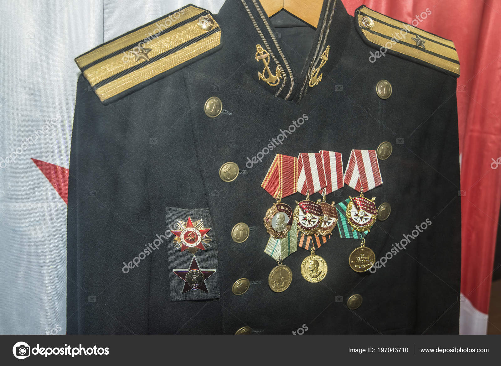 Medals Uniform Russian Veteran Uniform Stock Photo by ©borjomi88 197043710