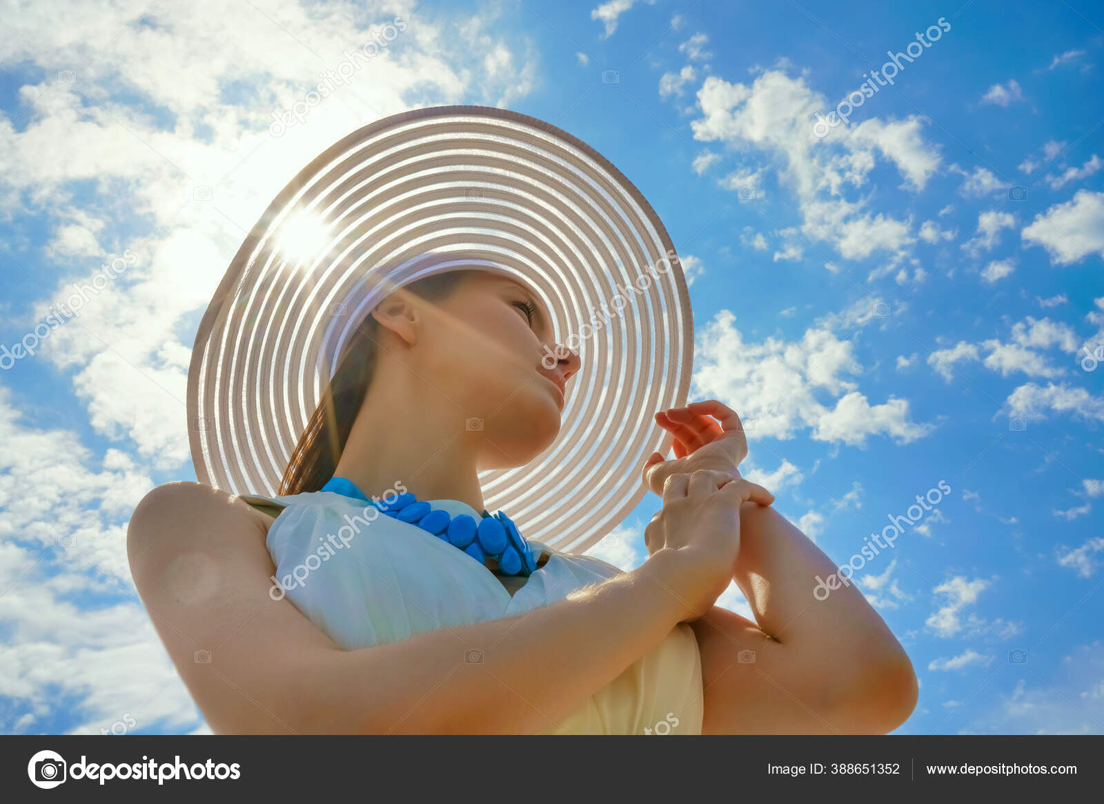 Bright Sunbeam Shines Face Beautiful Young Girl Cowboy Style Wide ...