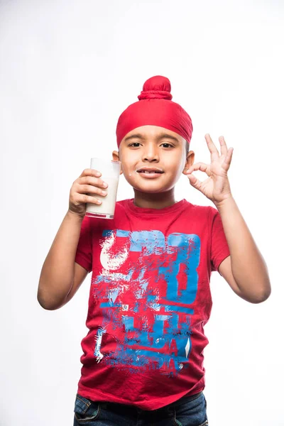 Sikh boy Stock Photos, Royalty Free Sikh boy Images | Depositphotos