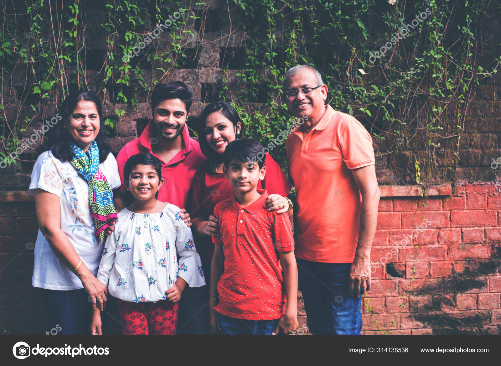 Happy Indian Family Life Images