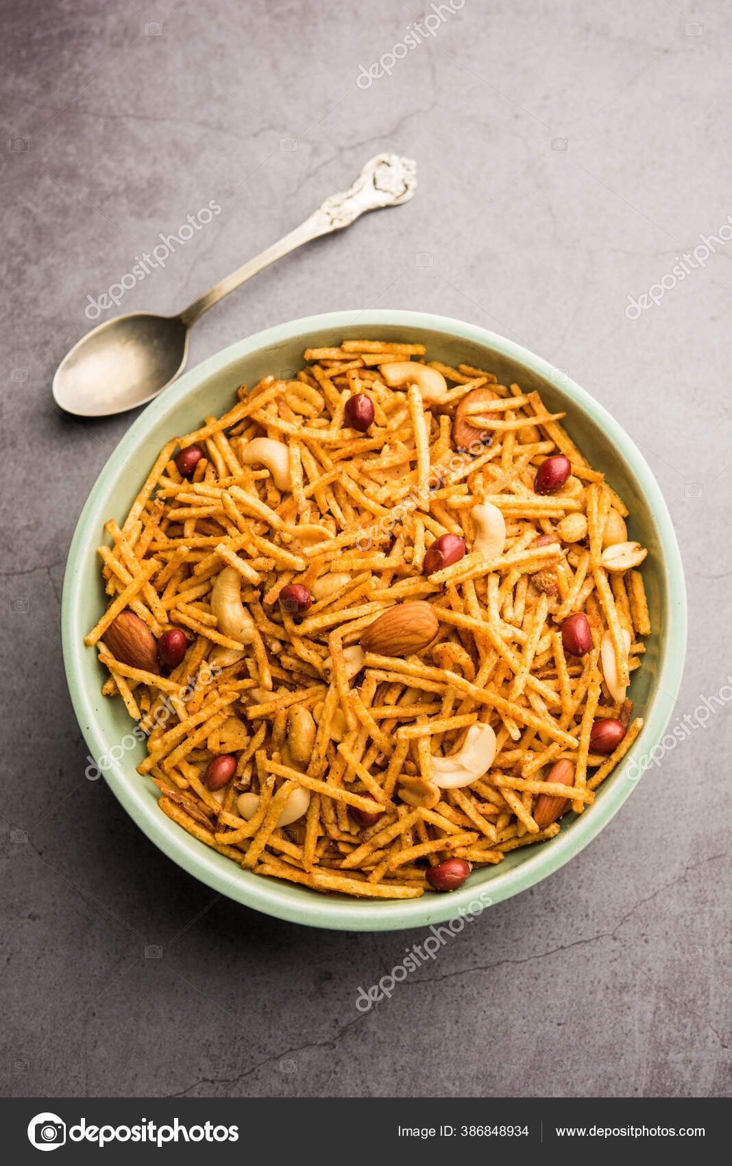 Aloo Chivda Potato Chiwda Also Known Falahari Namkeen Vrat Traditional ...