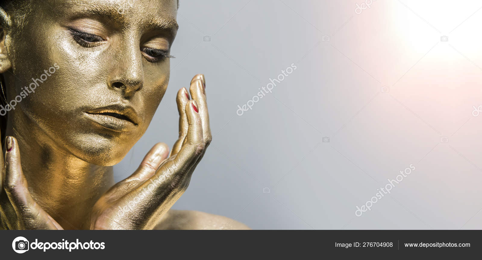 Fashion Model Woman Golden Skin Face Bright Sparkles Trendy Glowing ...