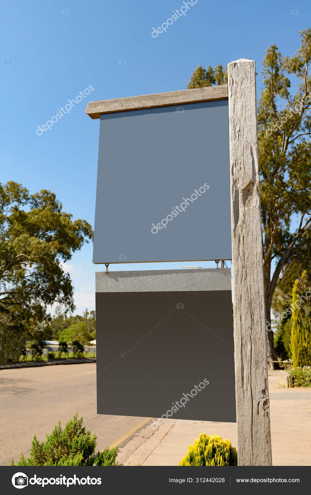 Blank signs — Stock Photo © Cornfield #312442028