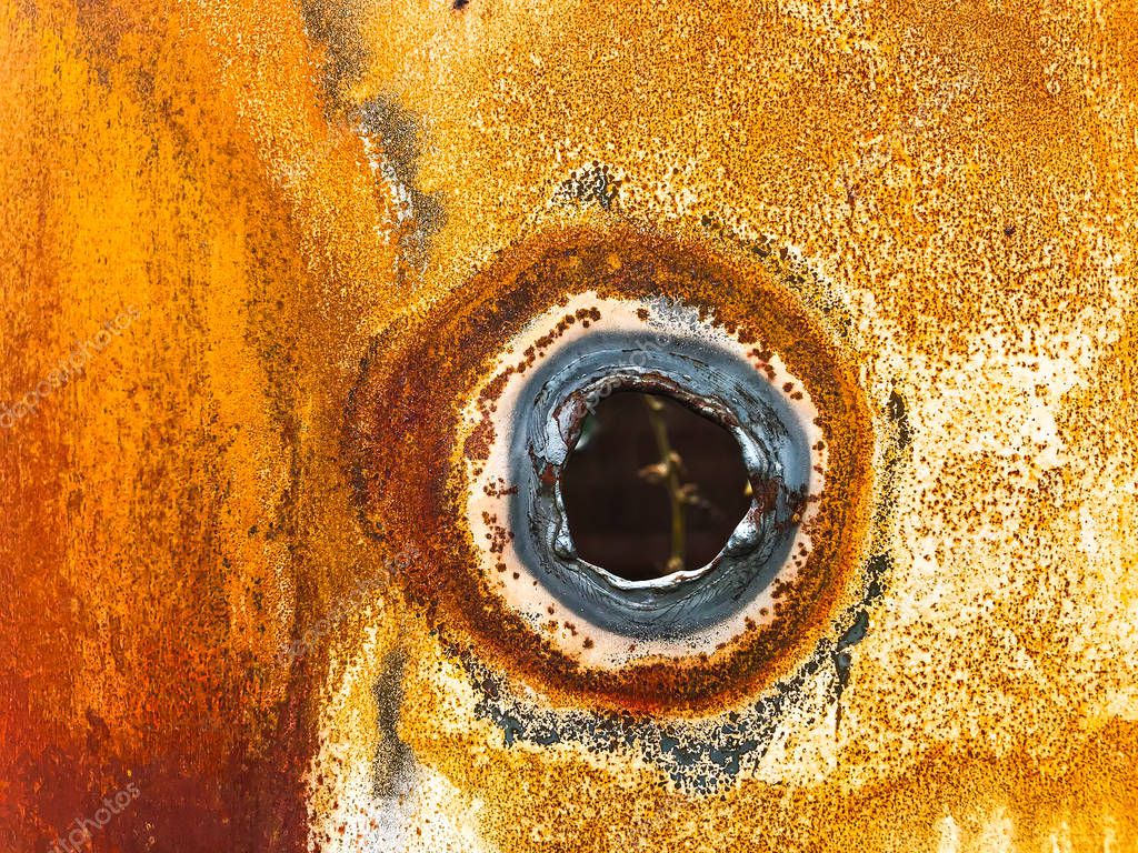 Oxido, corrosión en la superficie metálica. Estudio foto 2025