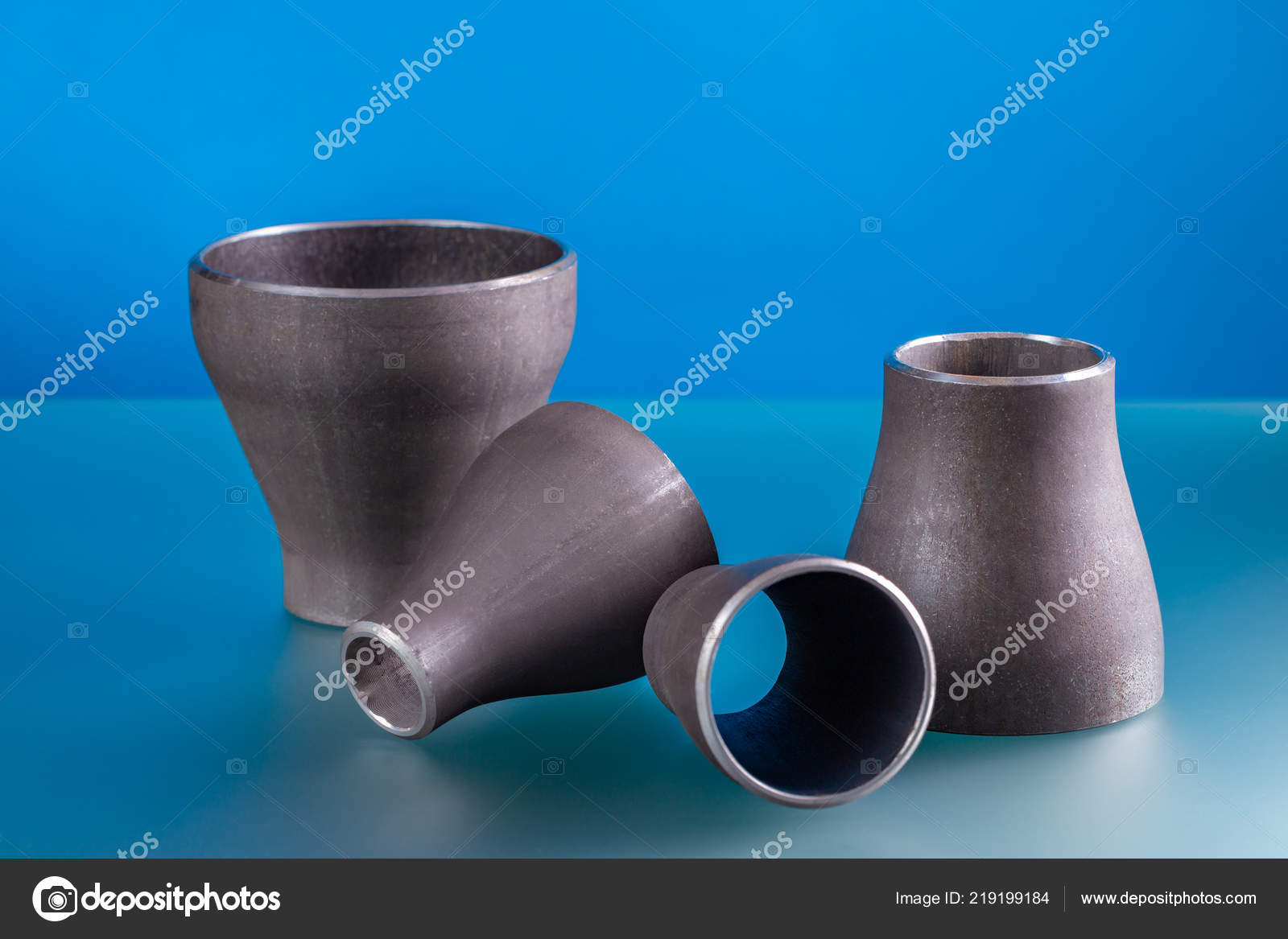Concentric Reducers Set Steel Welding Fittings Stock Photo by ©cegli.o2 ...