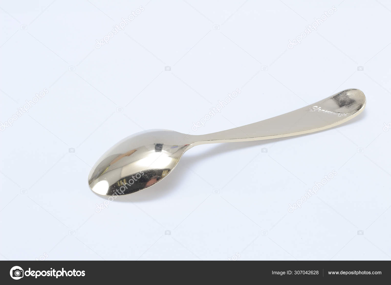 A metal spoon isolated on white back ground — Stock Photo © sameashk ...