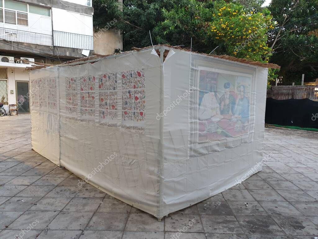 Vamos, Israel. 30 de septiembre de 2020. Tienda tradicional judía ...