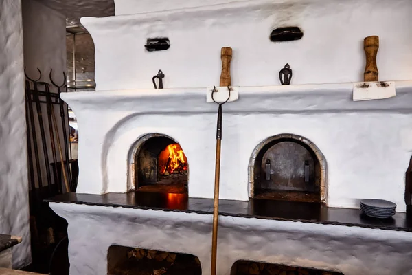 Russian oven Stock Photos, Royalty Free Russian oven Images | Depositphotos