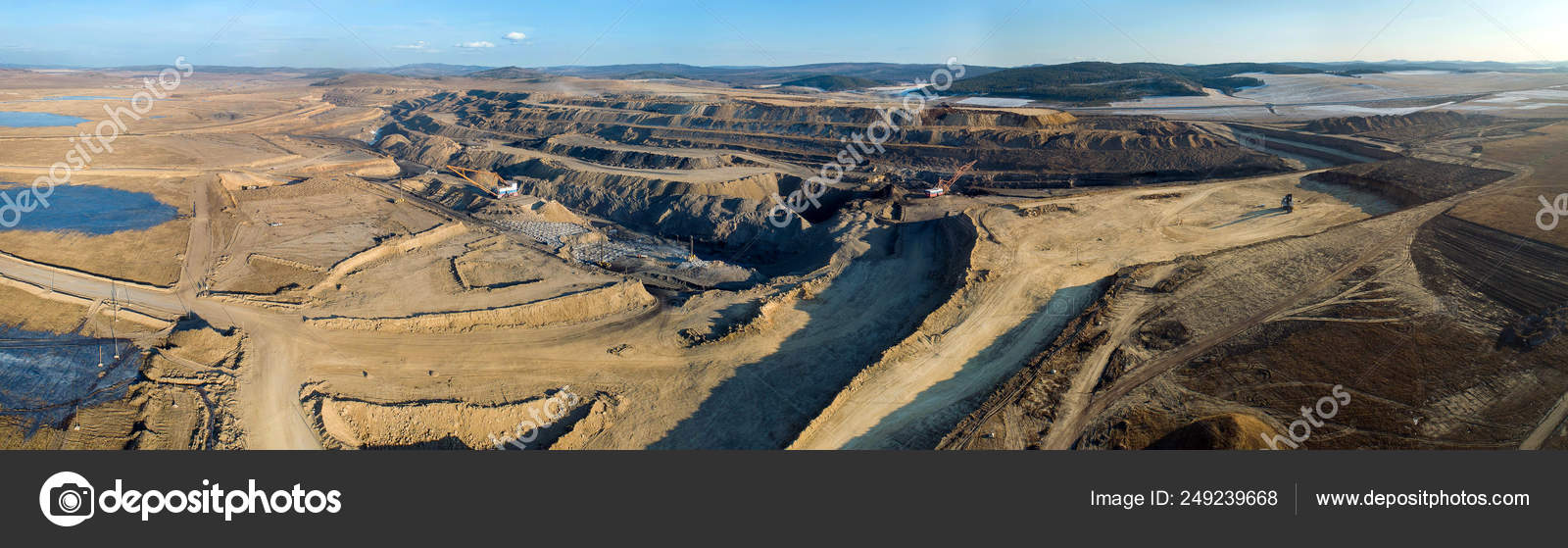 Coal mining in open pit — Stock Photo © agnormark.gmail.com #249239668