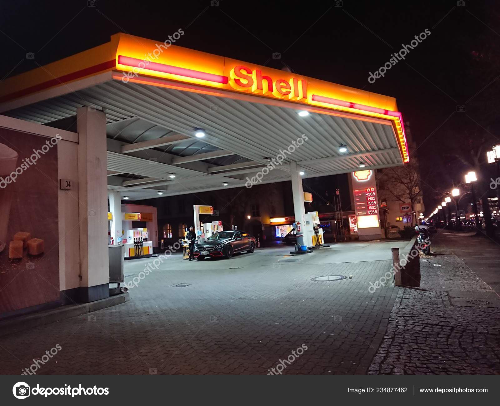 Berlin Germany December 2018 Shell Fuel Station Night Royal Dutch ...
