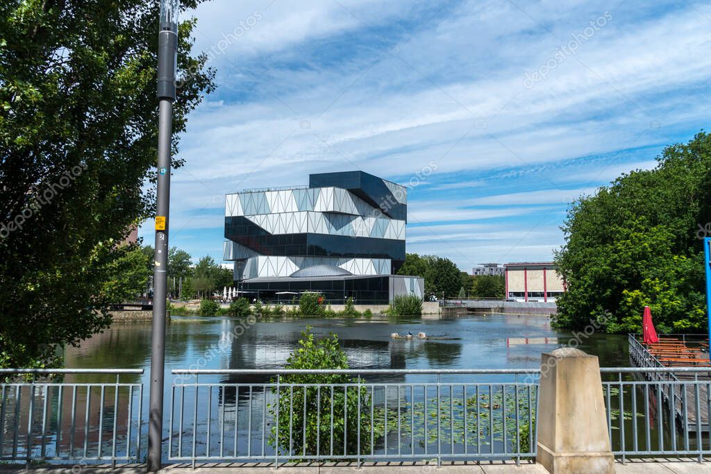 Heilbronn, Alemania - 10 de julio de 2020: Edificio Experimenta Science ...