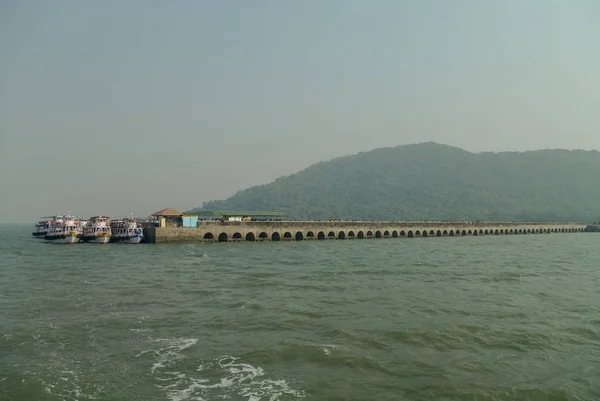 Ratchaprapha pier Stock Photos, Royalty Free Ratchaprapha pier Images ...