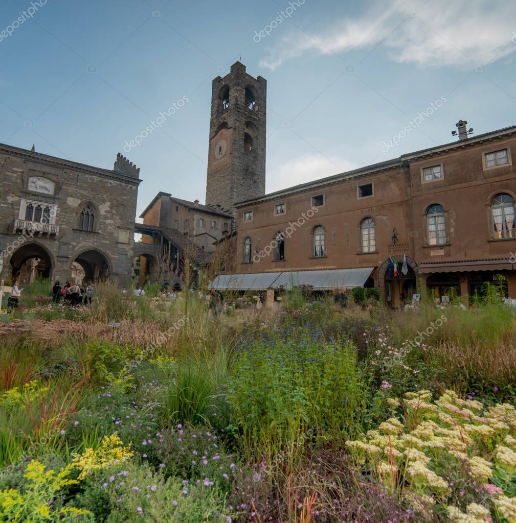 Bérgamo Italia 7 de septiembre de 2018: El casco antiguo de Bérgamo en ...
