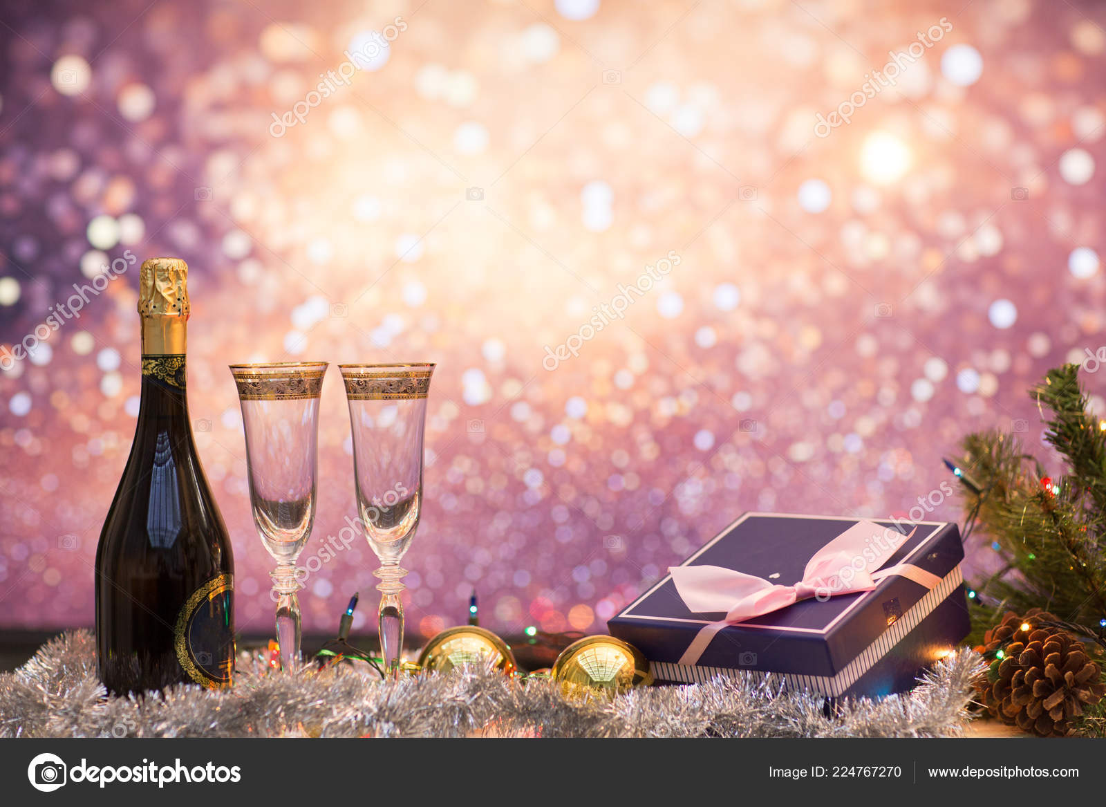 Año Nuevo Fondo Celebración Víspera Con Champán Par Copas Con — Foto de ...