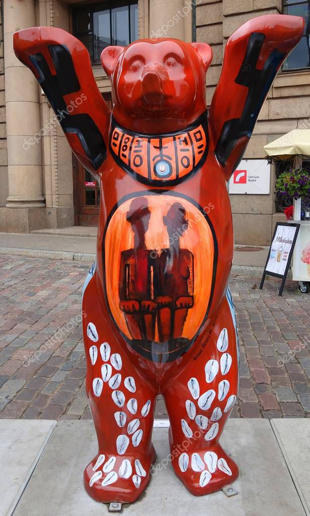 La exposición United Buddy Bears en exhibición en la Plaza de la Cúpula ...