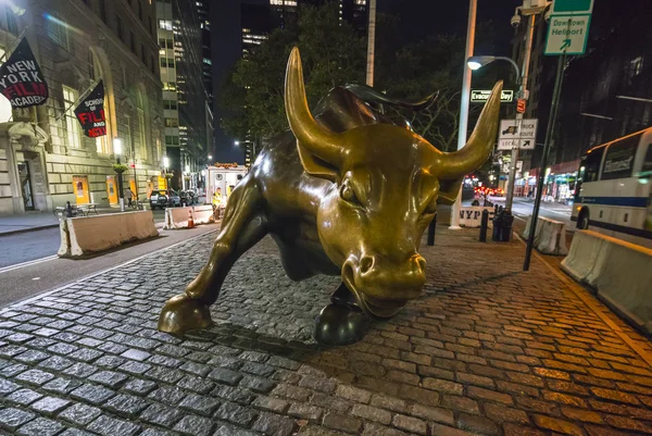 Charging Bull – Stock Editorial Photo © rorem #12696909
