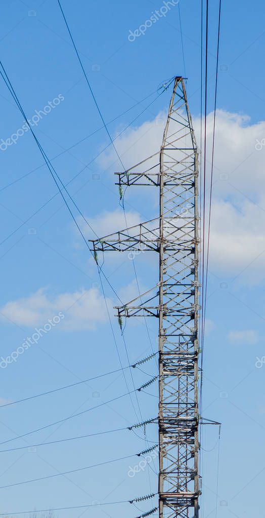 Torre el ctrica de alto voltaje. Poste de alta tensi n o torre de alta tensi n Concepto de ...