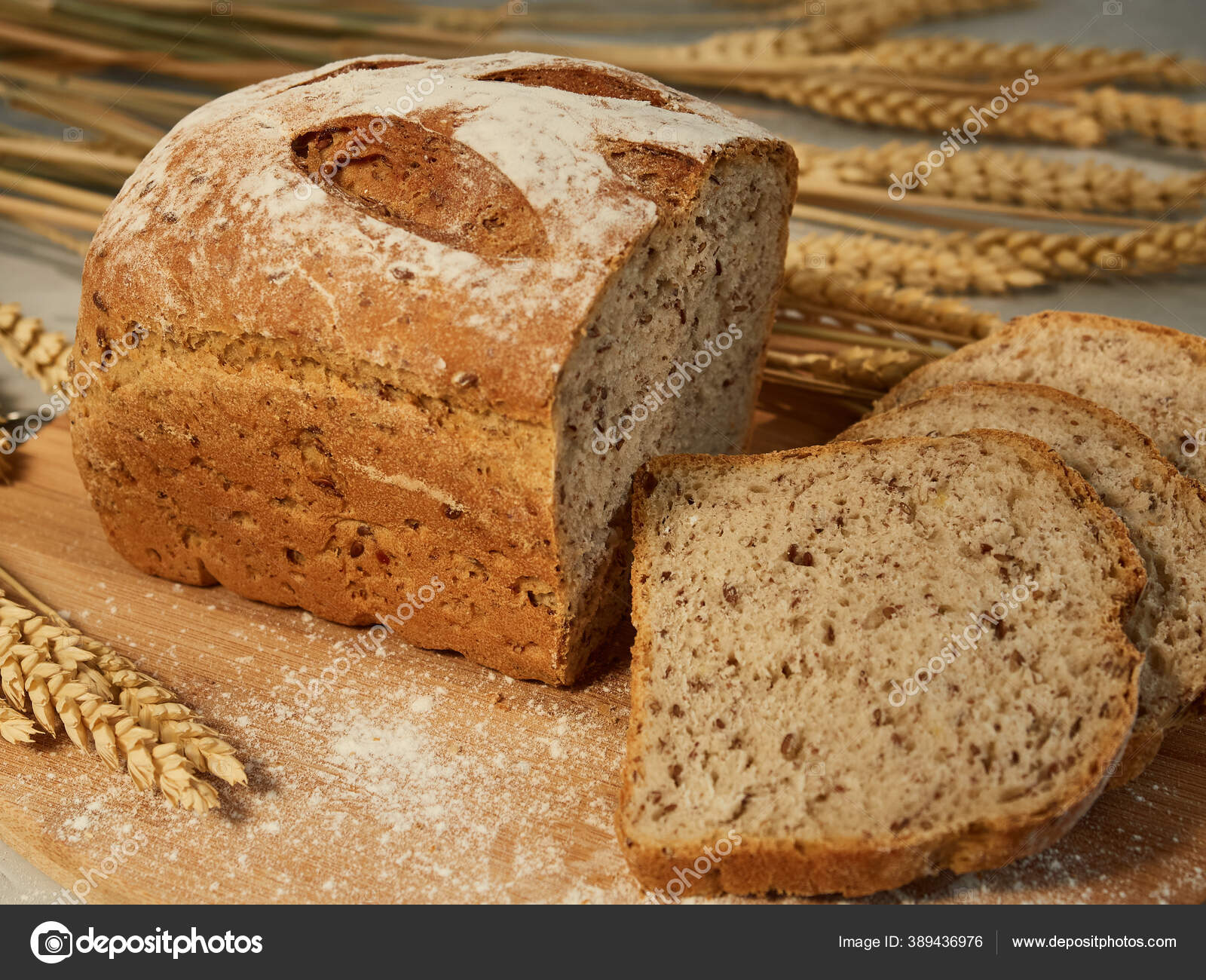 Sliced fresh cereal bread — Stock Photo © bezuglova_evgenia@mail.ru ...