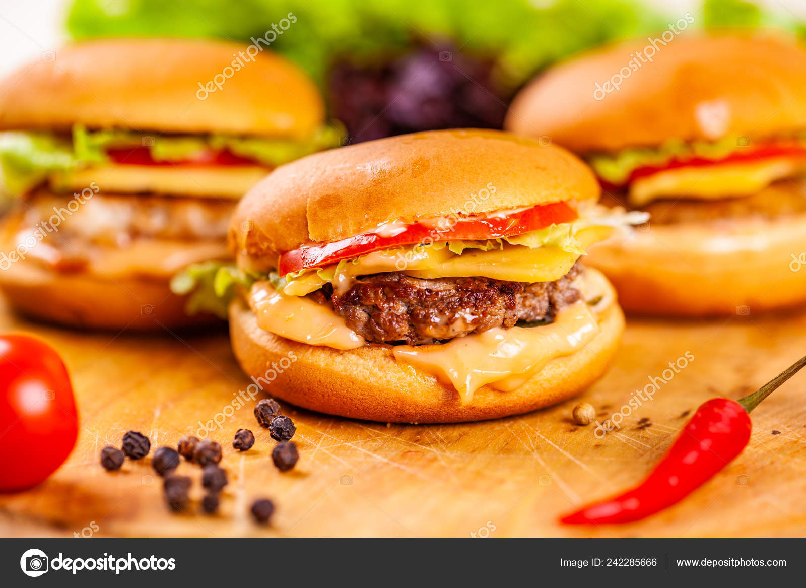 Three Mini Burgers Beef Cutlets Tomatoes Cheese Wooden Board Stock ...
