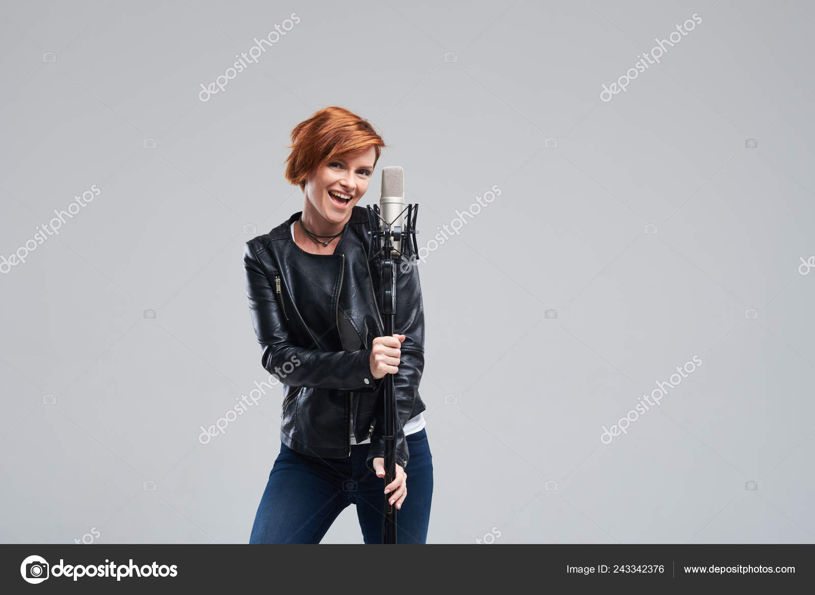 Portrait Rock Singer Wearing Leather Jacket Keeping Static Mic Sings ...