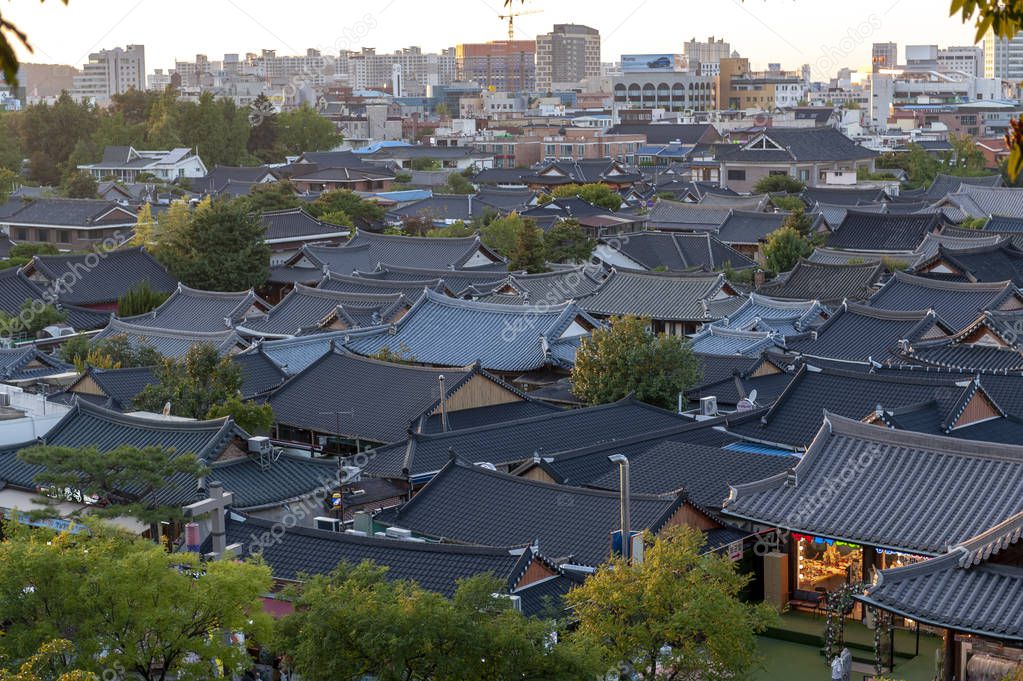 Jeonju, Corea del Sur - Septiembre 2018: Vista de Jeonju Hanok Village ...