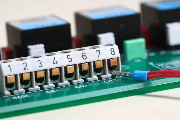 Implement a 3 to 8 decoder using basic logic gates and provide the ...