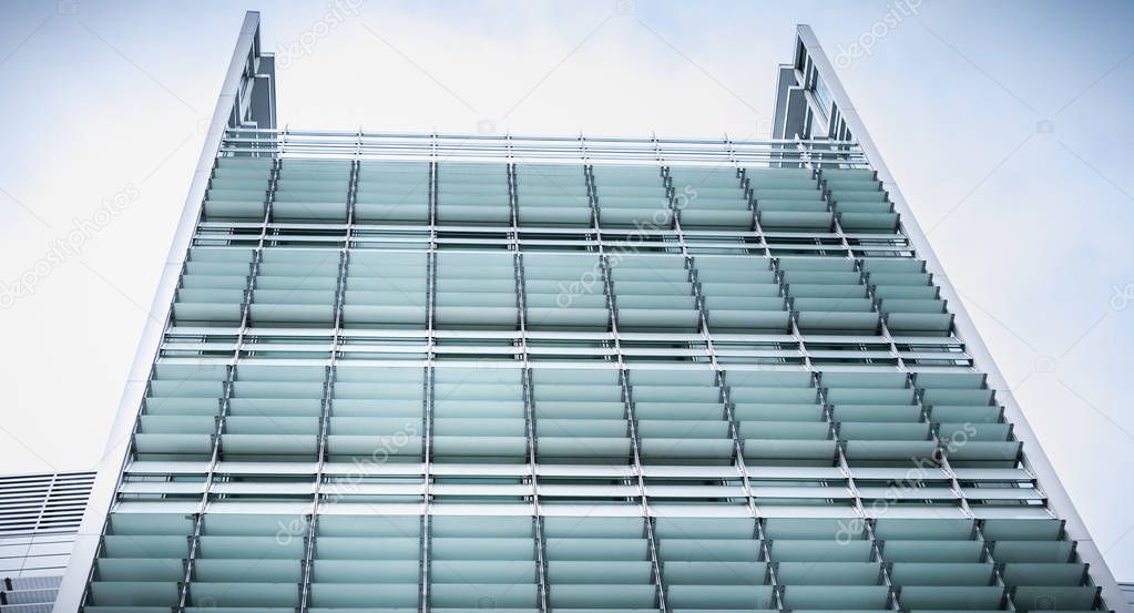 detalle arquitectónico de la sede del Grupo Rocher en París 2022