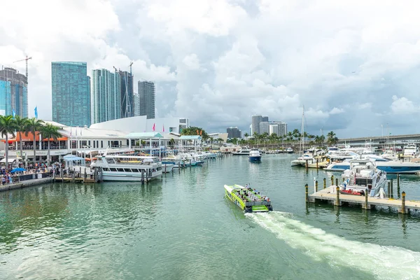 Miami boat arena Stock Photos, Royalty Free Miami boat arena Images ...