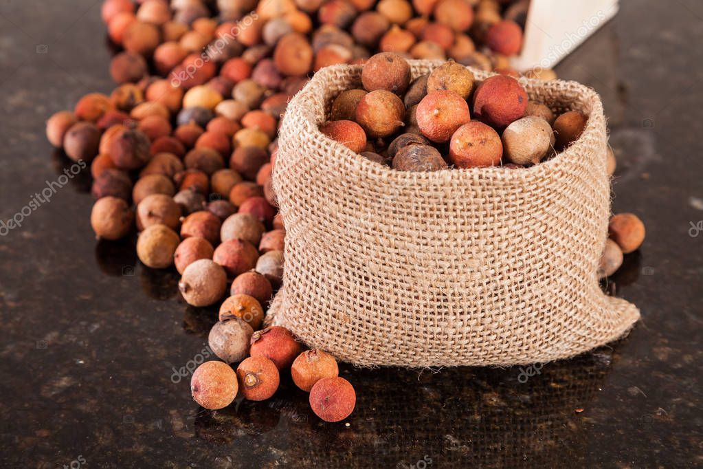 Frutas tropicales de Corozo - Bactris guineensis 2023