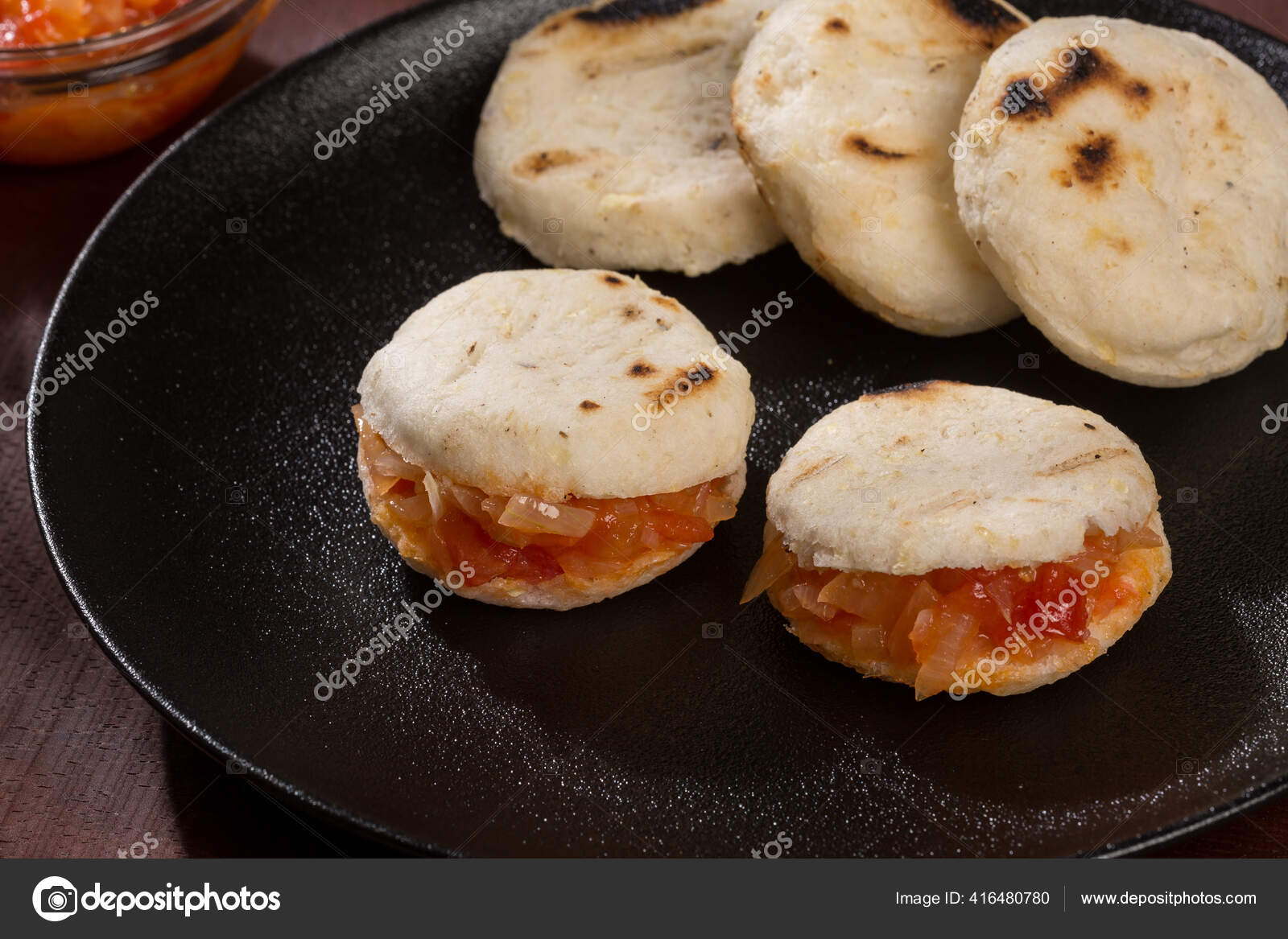 Arepa Colombiana Con Hogao