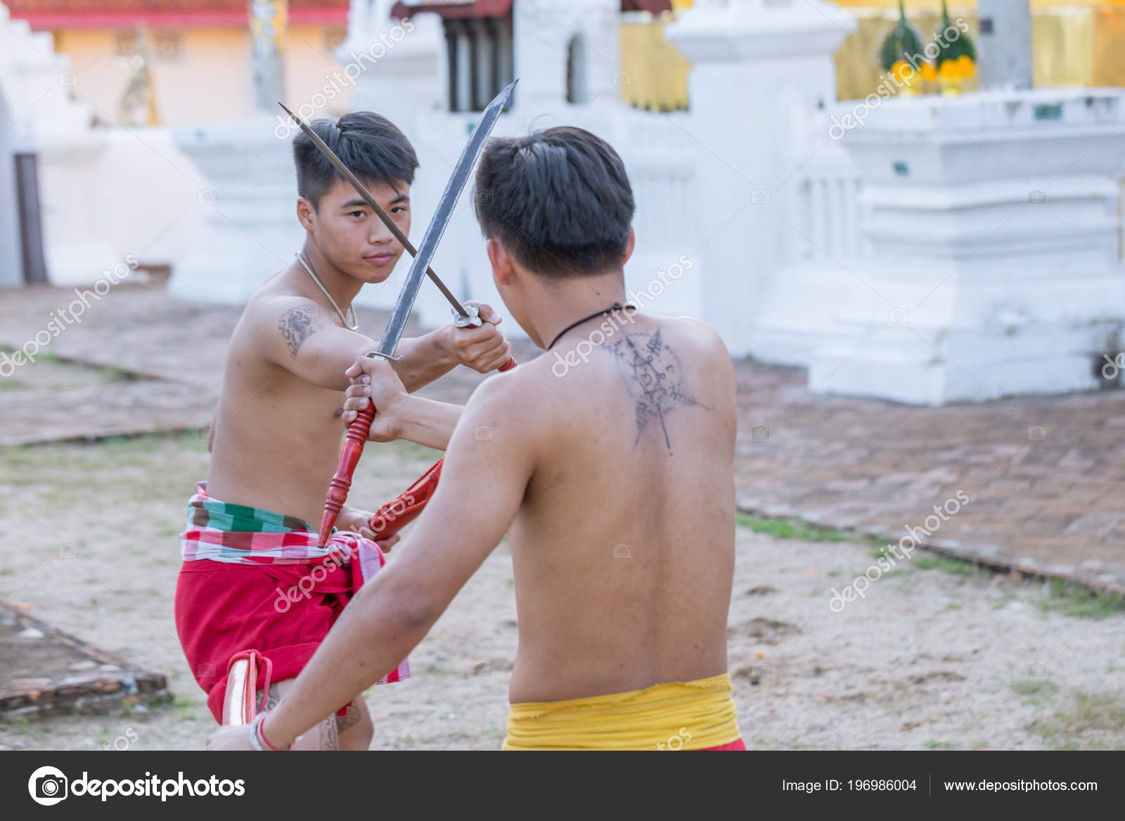Thai Ancient Warrior Swordsmanship Fighting Action Sword Spear Weapon ...