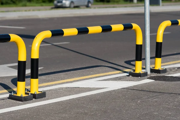 Vehicle barriers Stock Photos, Royalty Free Vehicle barriers Images ...