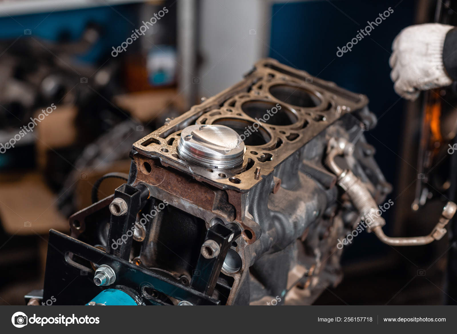 Engine Block With Pistons