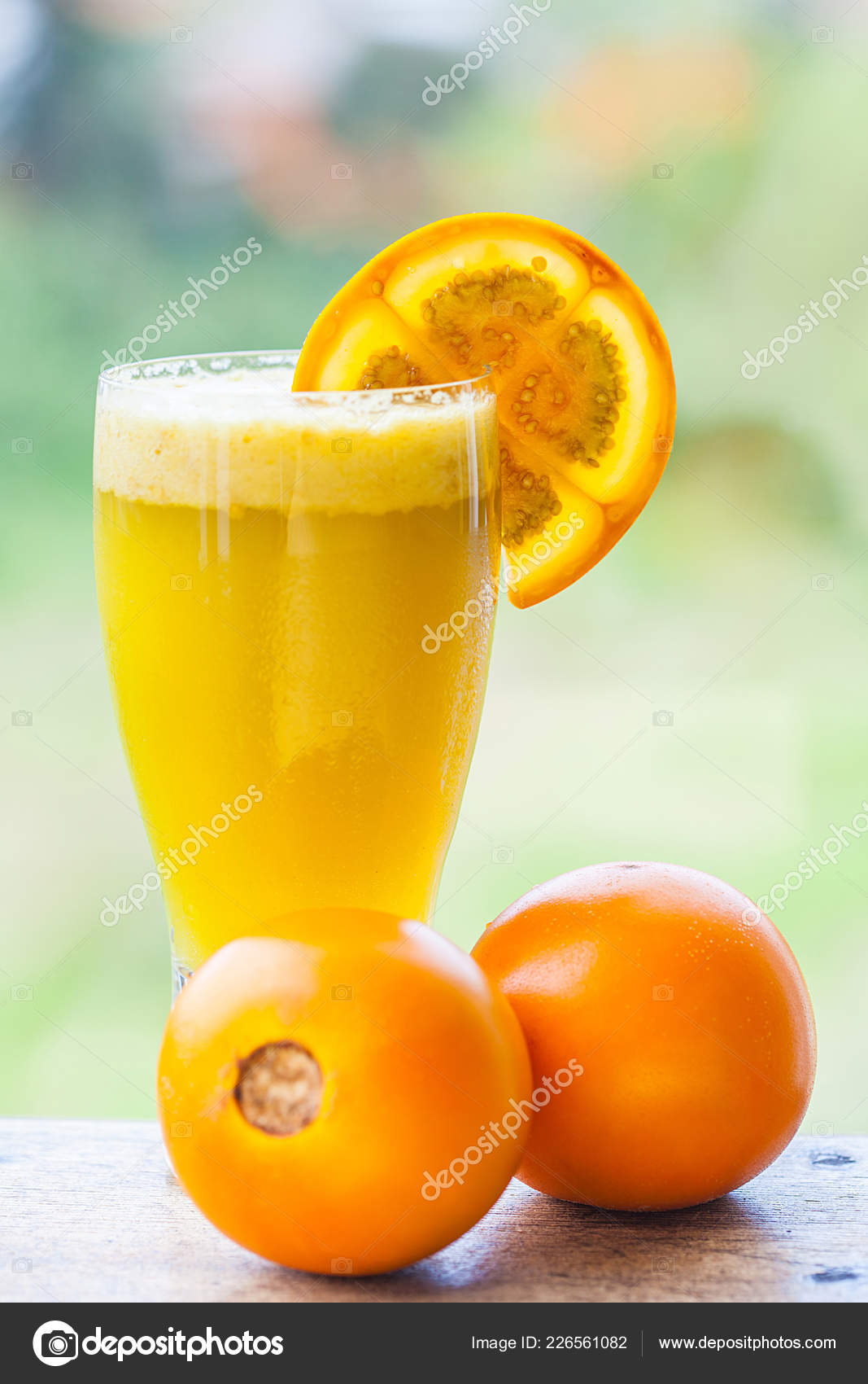 Jugo Lulo Una Fruta Exótica Colombiana Tradicional Solanum Quitoense ...