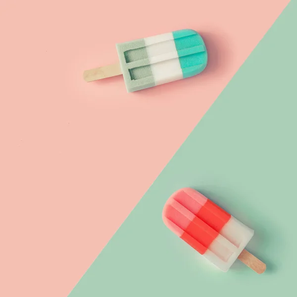 Imágenes de Paletas de hielo, fotos de Paletas de hielo sin royalties ...